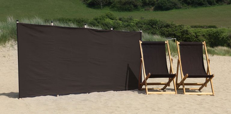 black-windbreak-and-deckchairs-from-side * South Westerly